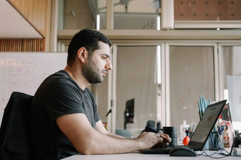 11 Best Rewording Tools Tested by Pro Writers (2025)